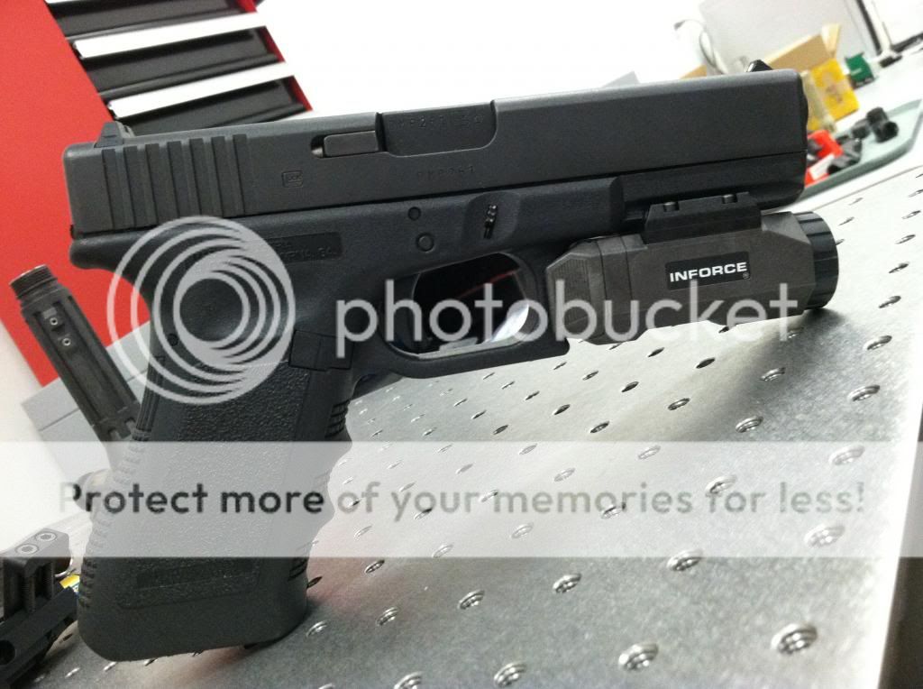 INFORCE APL (Auto Pistol Light) Review and Pics > Lights and Lasers ...